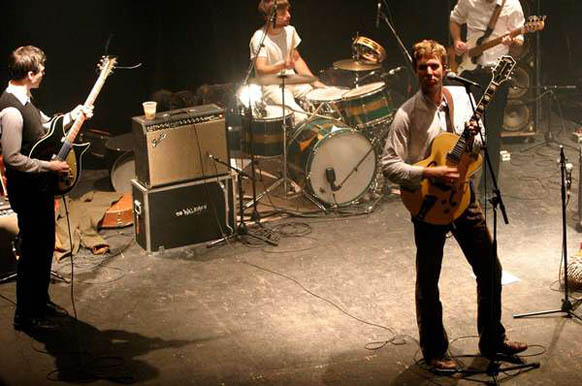 [Indie/Rock] The Walkman – Angela Surf City | The Music Ninja