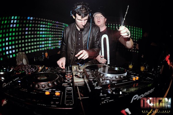 [Preview] Knife Party – Power Glove | The Music Ninja